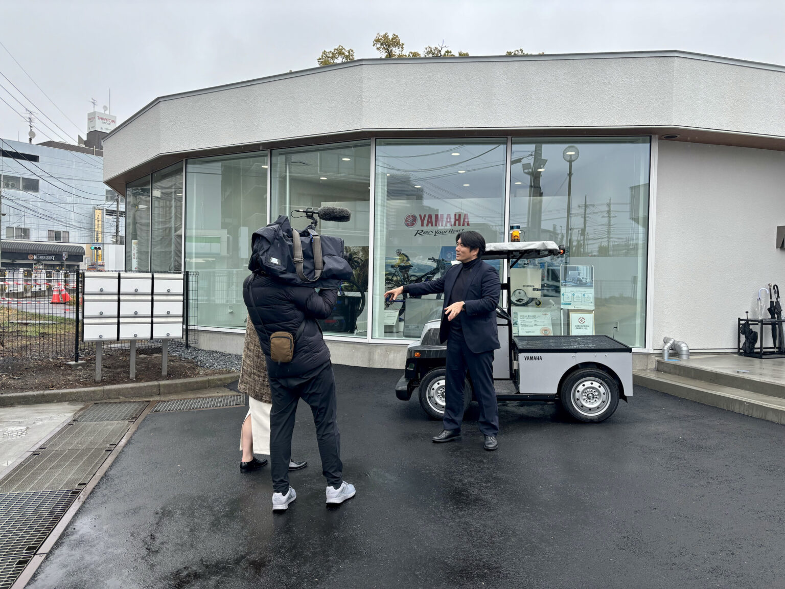 【eve autonomy イベントレポート】 JR東海のイノベーション創出拠点「FUN+TECH LABO」開所式にeve autoの車両を ...